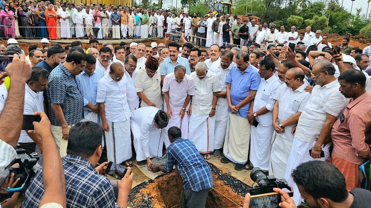 മുണ്ടക്കൈ-ചൂരല്‍മല പുനരധിവാസം: മുസ്ലിം ലീഗിന്റെ വീട് നിര്‍മാണം നിര് ...