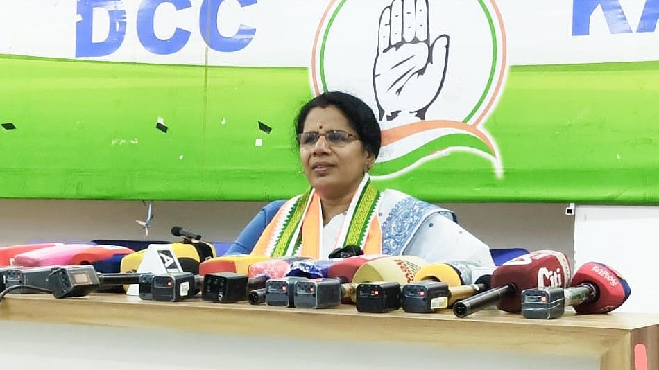 എസ്എഫ്‌ഐ ഉരുക്കുകോട്ടയില്‍ ചെയര്‍പേഴ്‌സണ്‍; ആദ്യ അങ്കം പികെ ശ്രീമതിയോട് ...