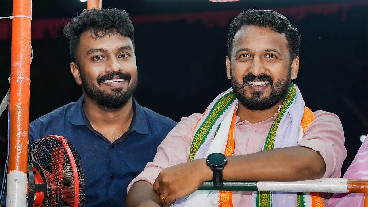 'രാഹുലിനെ ഒറ്റയ്ക്ക് കാണണം, രാത്രിയായാലും കുഴപ്പമില്ല'; പരാതിക്കാരിയുടെ ...