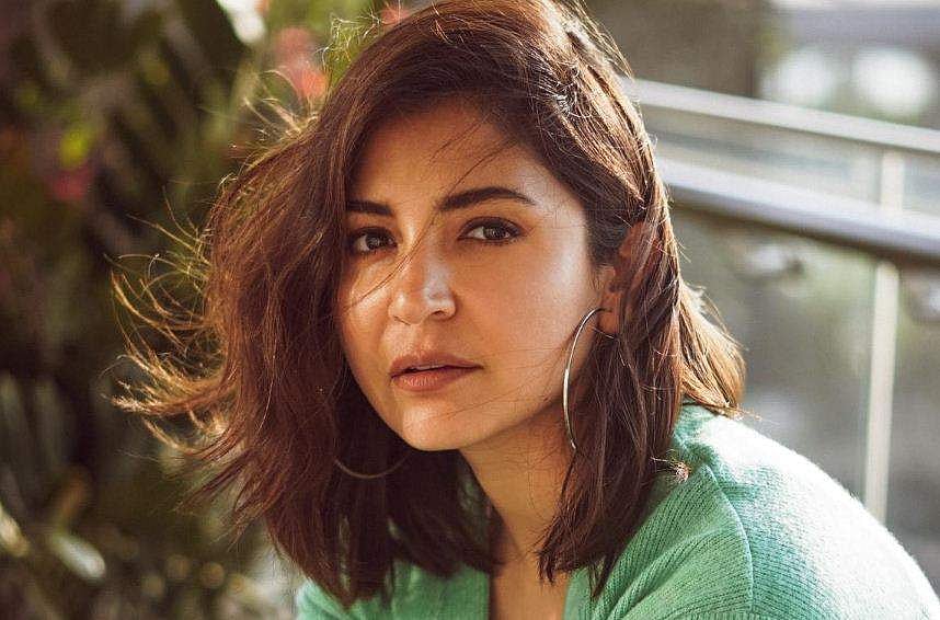 Actor Anushka Sharma detoxes her face with neem facepack