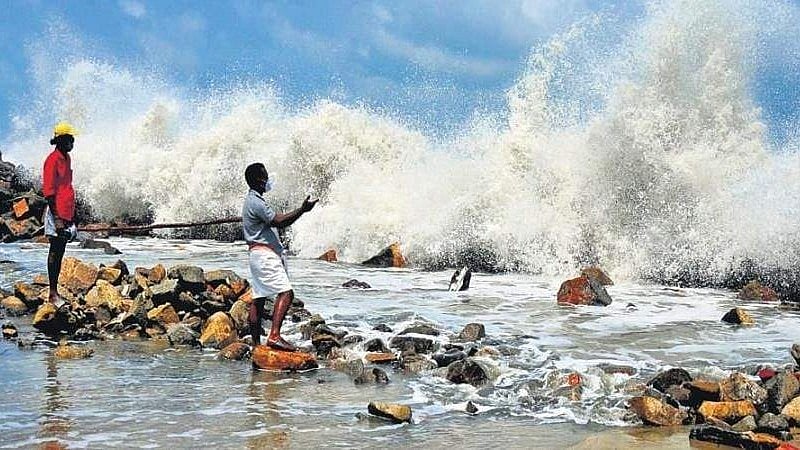 തെക്കന്‍ തീരങ്ങളില്‍ കള്ളക്കടല്‍ പ്രതിഭാസത്തിന് സാധ്യത, മുന്നറിയിപ്പ് ...